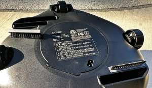 Aiper Seagull SE cordless robotic pool cleaner review - An affordable ...