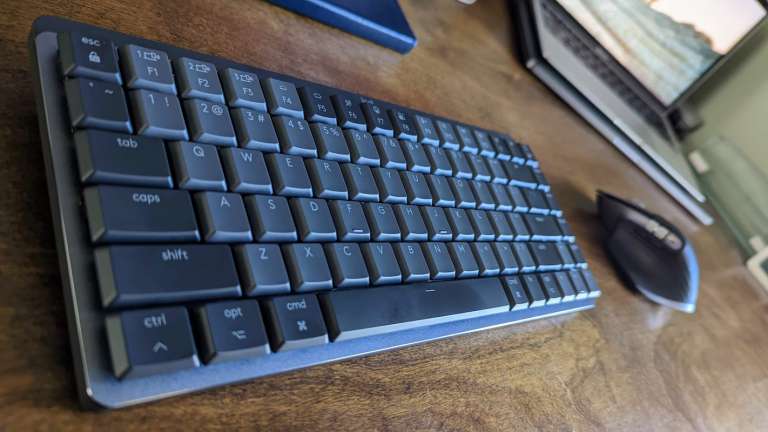 Logitech MX Mechanical Mini Keyboard for Mac, and MX Master 3S Mouse ...