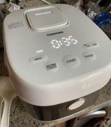 Toshiba TRSH01 Electric Rice Cooker review - Consistently scrumptious grains of gastronomic ...