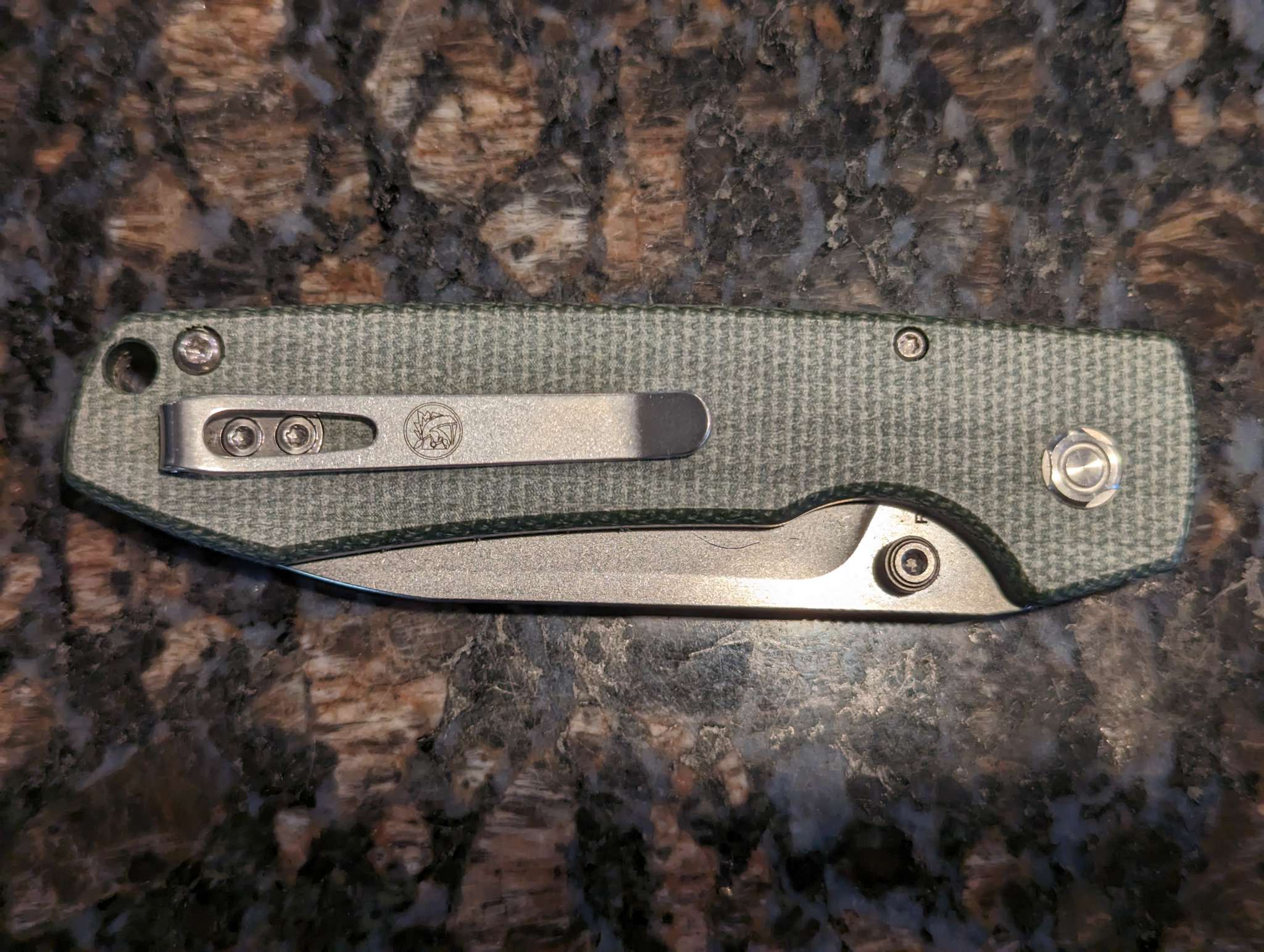 Vosteed Raccoon folding knife review - pocket sized guardian - The Gadgeteer