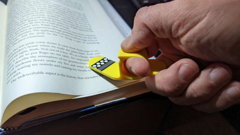 CZUR Shine Ultra Pro document scanner review - Easily and quickly ...