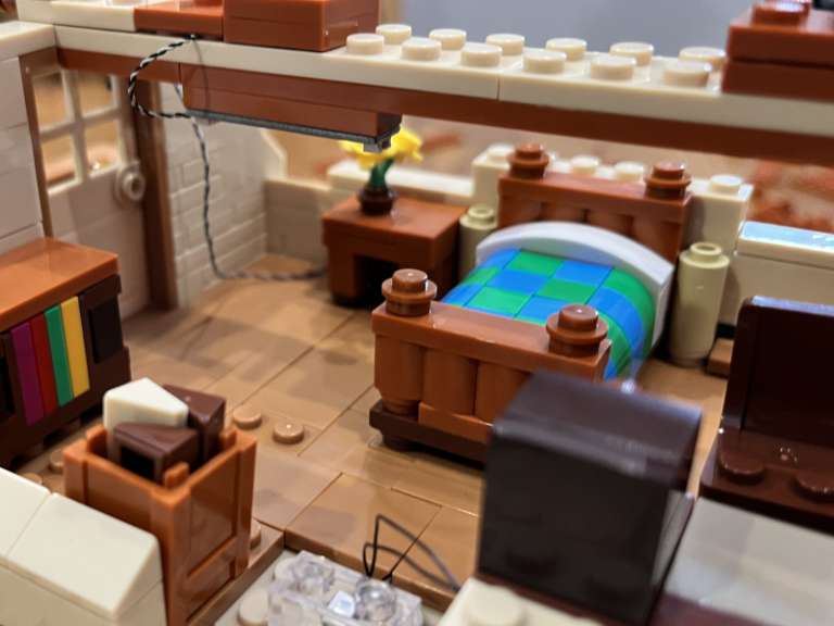 Funwhole Lakeside Lodge Building Set review - a very detailed building ...