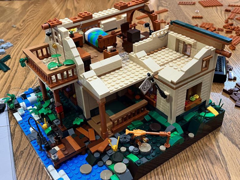 Funwhole Lakeside Lodge Building Set review - a very detailed building ...