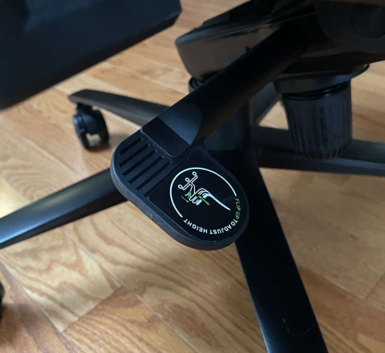 Boulies Master Office Chair review – Cradle your keister in comfort ...