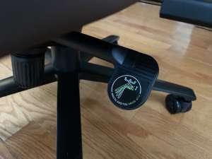 Boulies Master Office Chair review – Cradle your keister in comfort ...