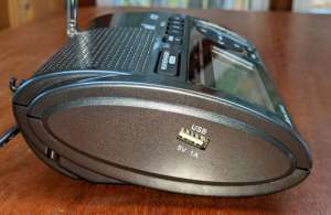 Midland WR400 weather alert radio review - Looks good in any room in ...