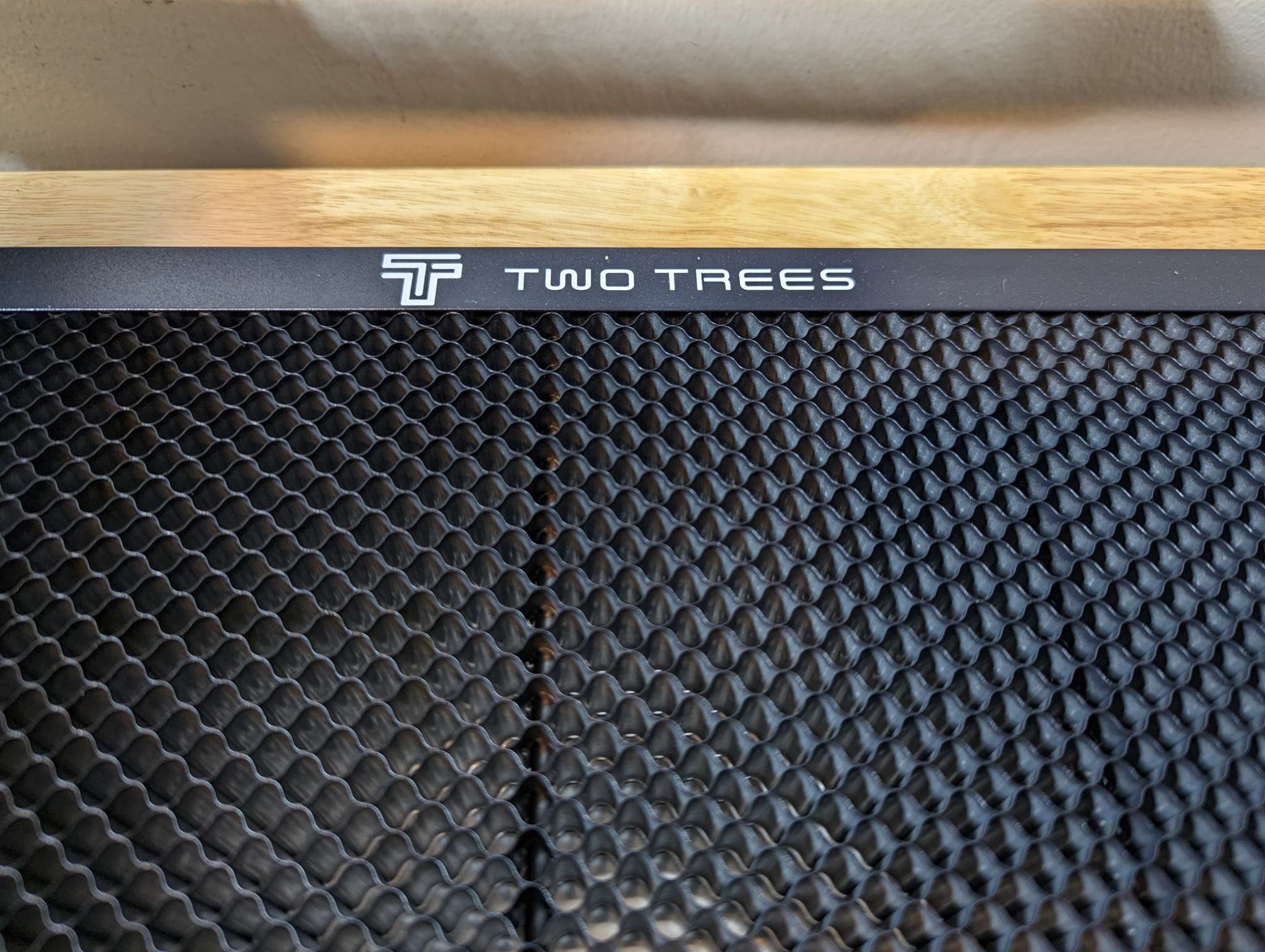 TwoTrees TS2 10W Diode Laser Engraver review - A powerful auto-focusing ...