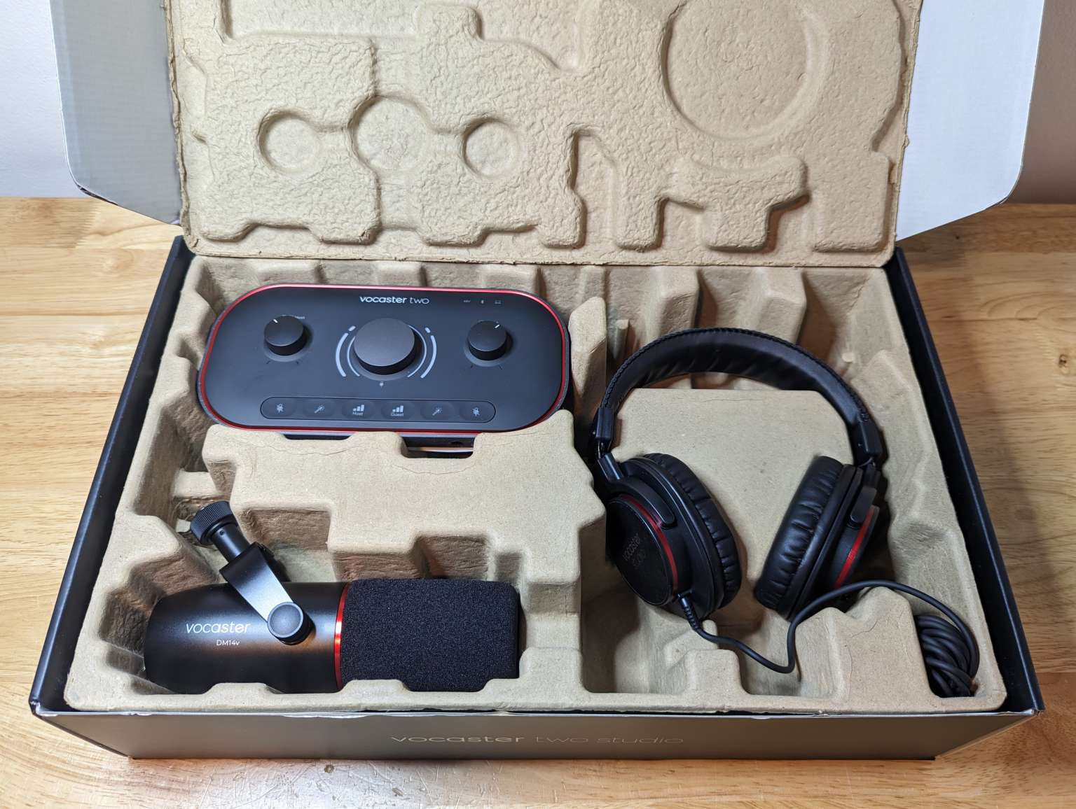 Focusrite Vocaster Two Studio Podcasting Kit review - Podcasting made ...