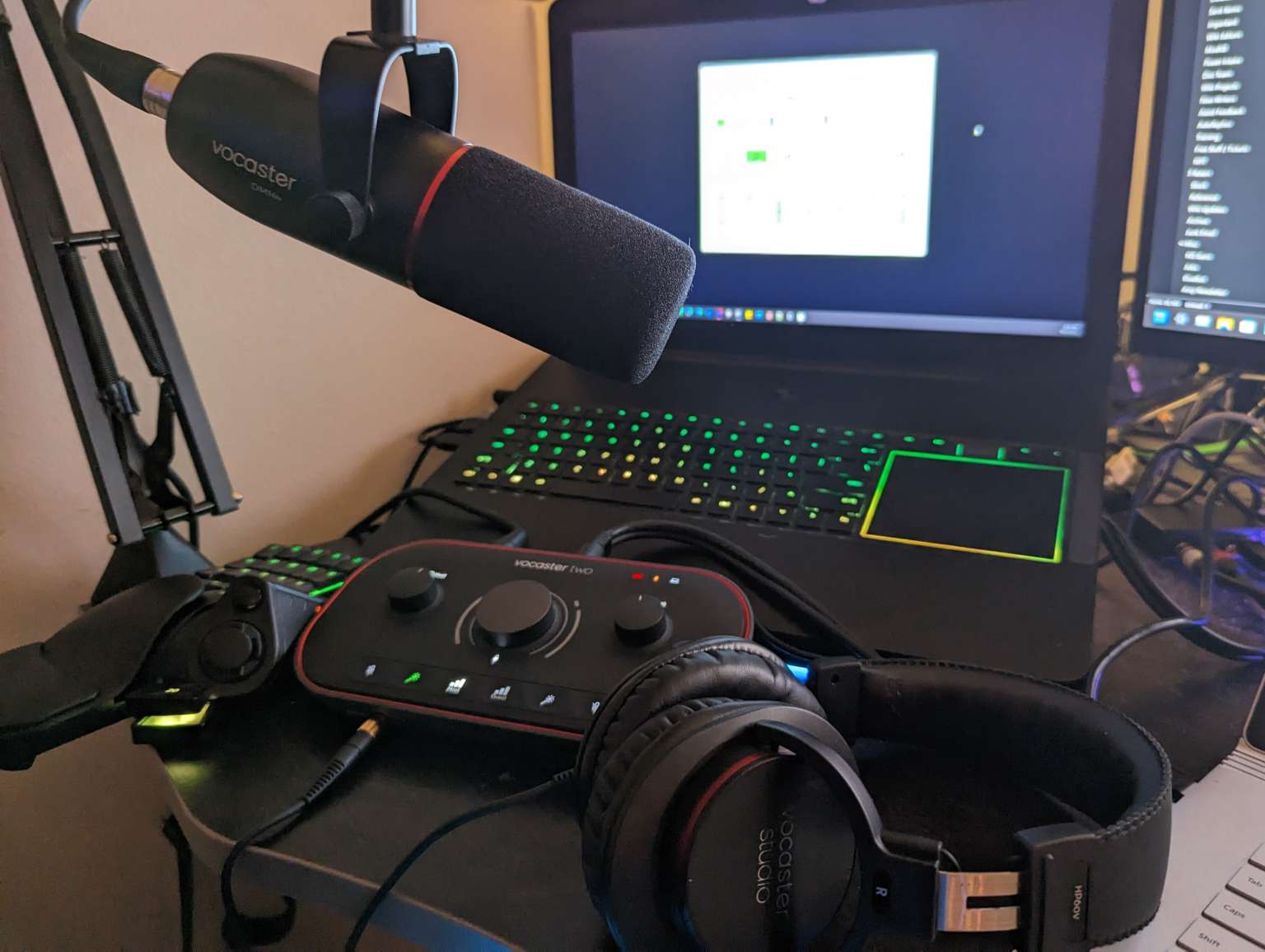 Focusrite Vocaster Two Studio Podcasting Kit review - Podcasting made easy! - The Gadgeteer