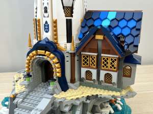 JMBricklayer Medieval Lighthouse Building Block Set review - a ...