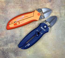 Zibra Open It! review (2022) - Do-it-all package opening multi-tool ...