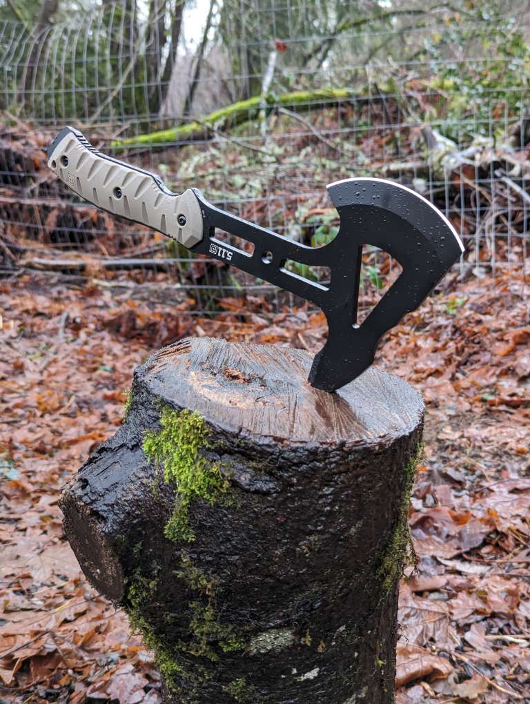 5.11 Tactical CFA Peacemaker Tomahawk review - The Gadgeteer