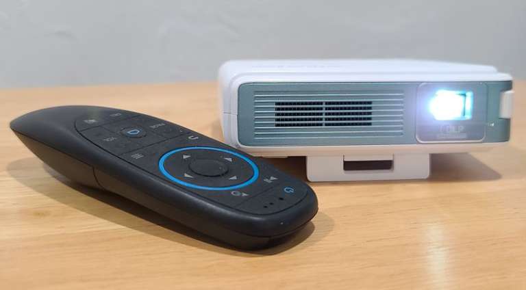 EZCast Beam J4A projector review - my mini module makes mega movies ...