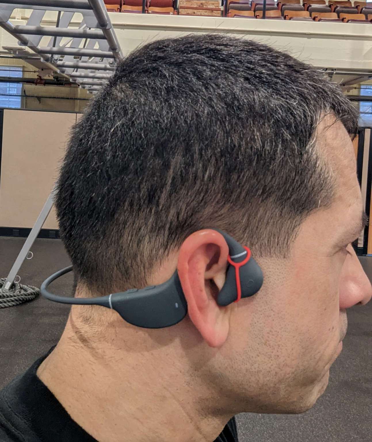 Naenka Runner Diver Bone Conduction Swimming Headphones review - The ...