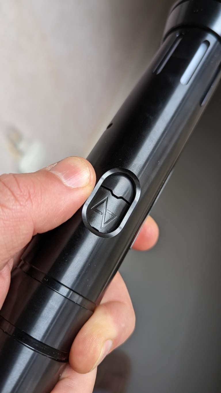 Solaari Ka-Yogen Elite Lightsaber review - Jedi fun, more than a toy - The Gadgeteer