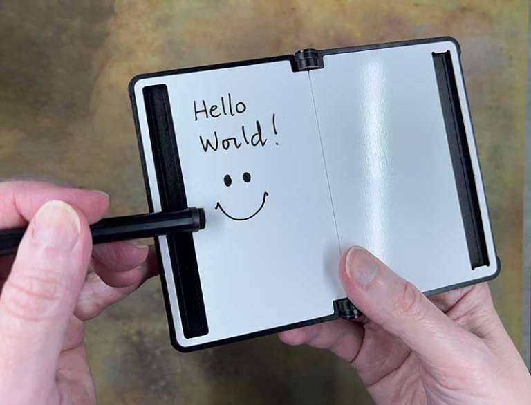 New Things Lab MEMO wallet review - This wallet is a whiteboard! - The ...