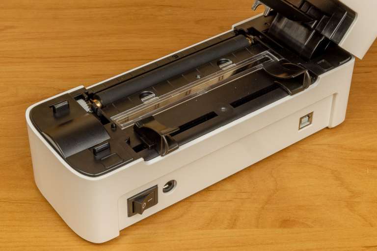 Itari 241BT shipping label thermal printer review - Labels made easy ...