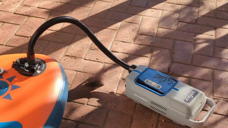 Oak & Iron Wave Pro portable inflator review - Easily inflate all your ...