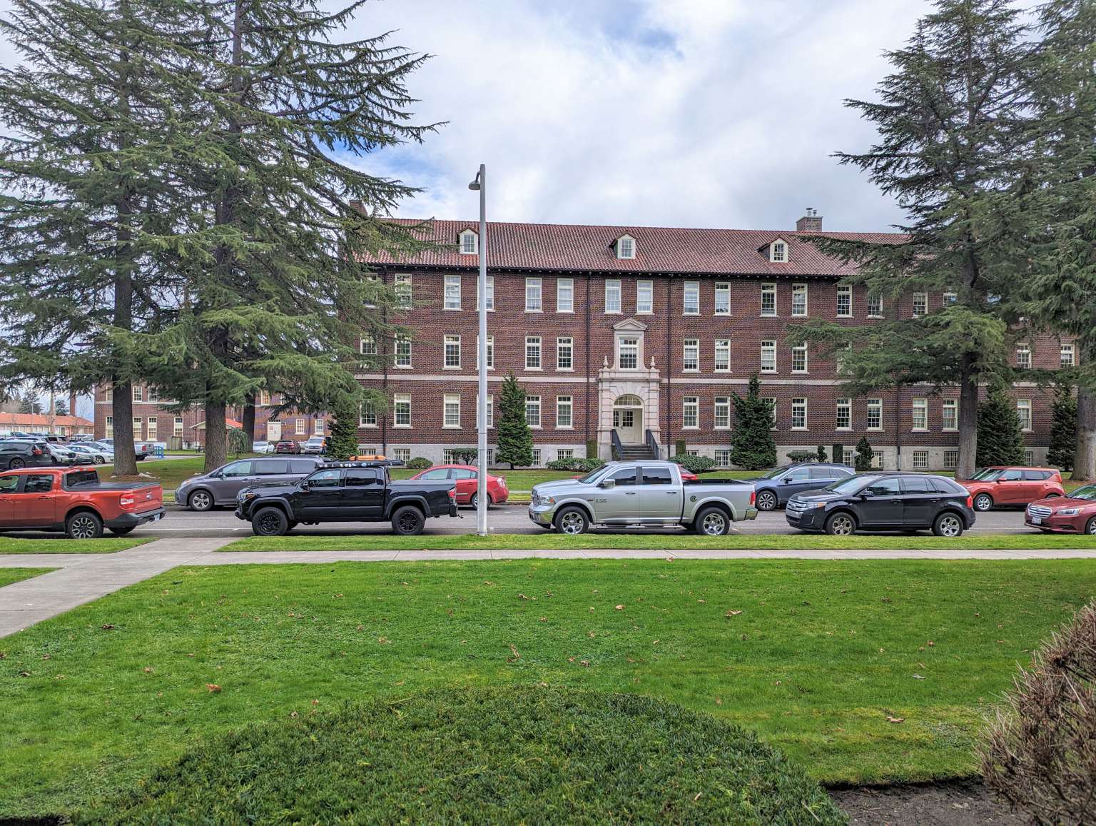 Rogue Iron Factor Disc Golf Rangefinder review - best rangefinder under ...