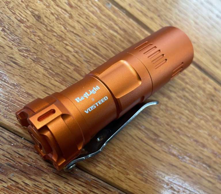 Vosteed Reylight Rook Flashlight review – Pack a parcel of photons in ...