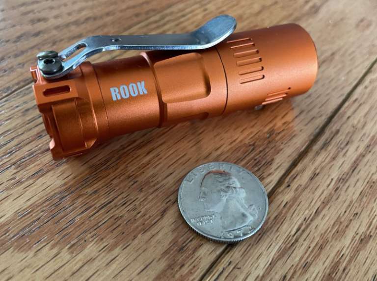 Vosteed Reylight Rook Flashlight review – Pack a parcel of photons in ...
