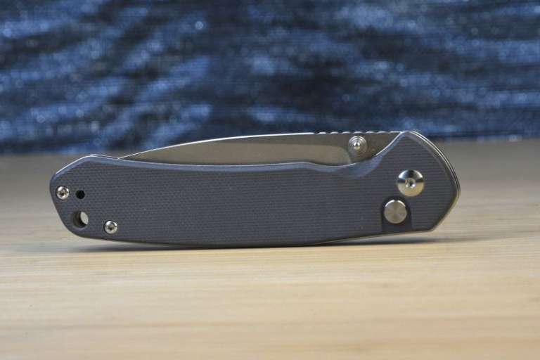 CJRB Pyrite button lock pocket knife review - pocket friendly in more ...