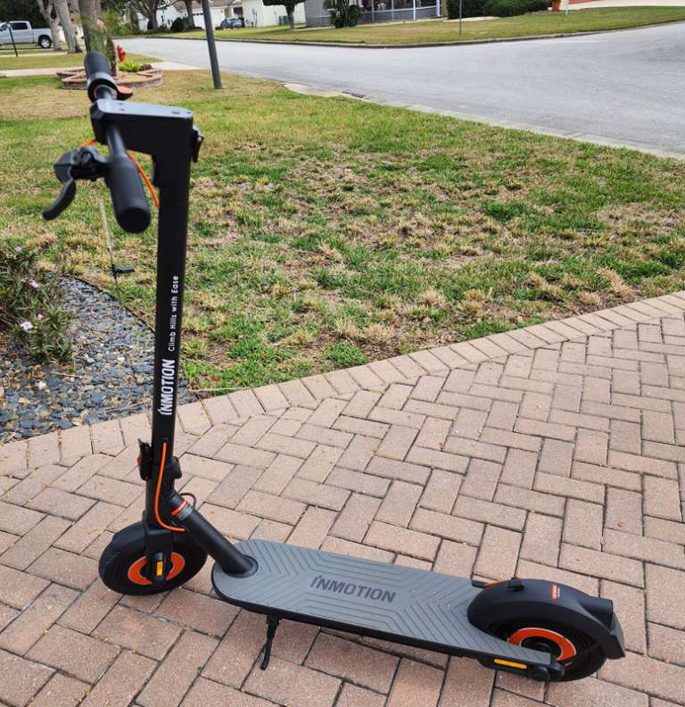 Inmotion Climber electric scooter review - a scooter built to haul ...
