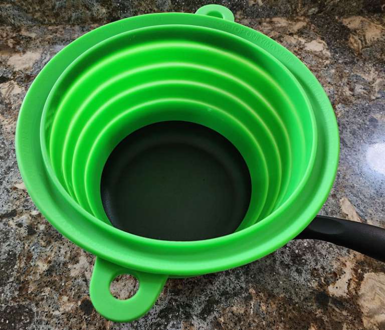 SplatterDōm splatter guard review - welcome to the SplatterDōm - The ...