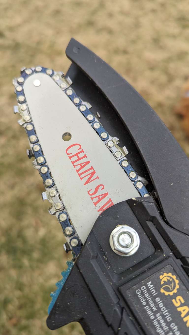 Saker Mini Chainsaw review - lumberjack function, cordless drill ...
