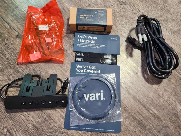 Vari Curve Electric Standing Desk 60x30 review - curves are better ...