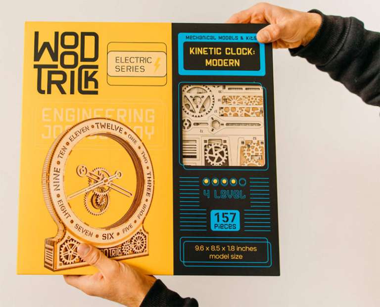 Who wants a unique desk clock? I "wood"! - The Gadgeteer