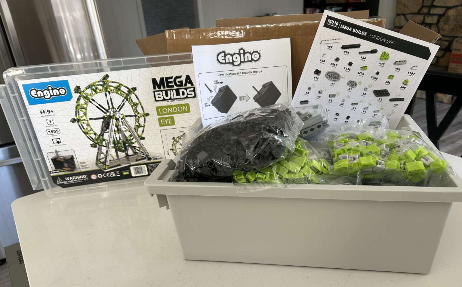 Engino MEGA BUILDS: London Eye review - The Gadgeteer