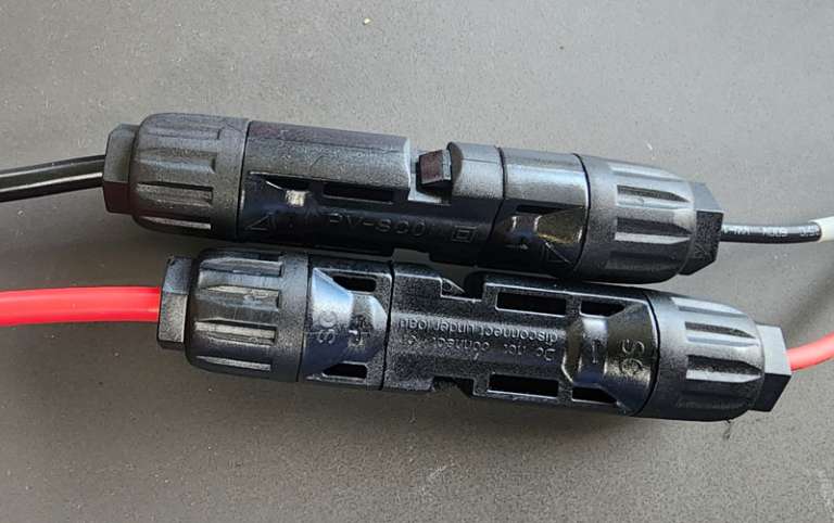 BLUETTI PV200 200-watt solar panel review - put a little sun in your ...