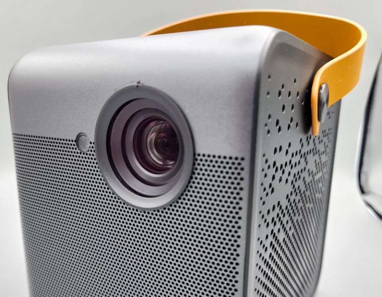 Wemax Dice Portable Smart projector review - beautiful inside and out ...