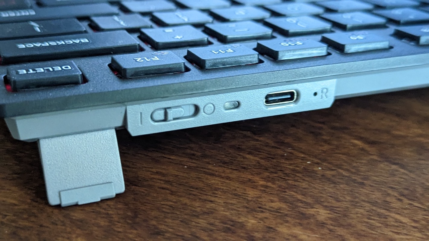 Cherry KW 9200 Mini Wireless Keyboard review - three different ways to ...