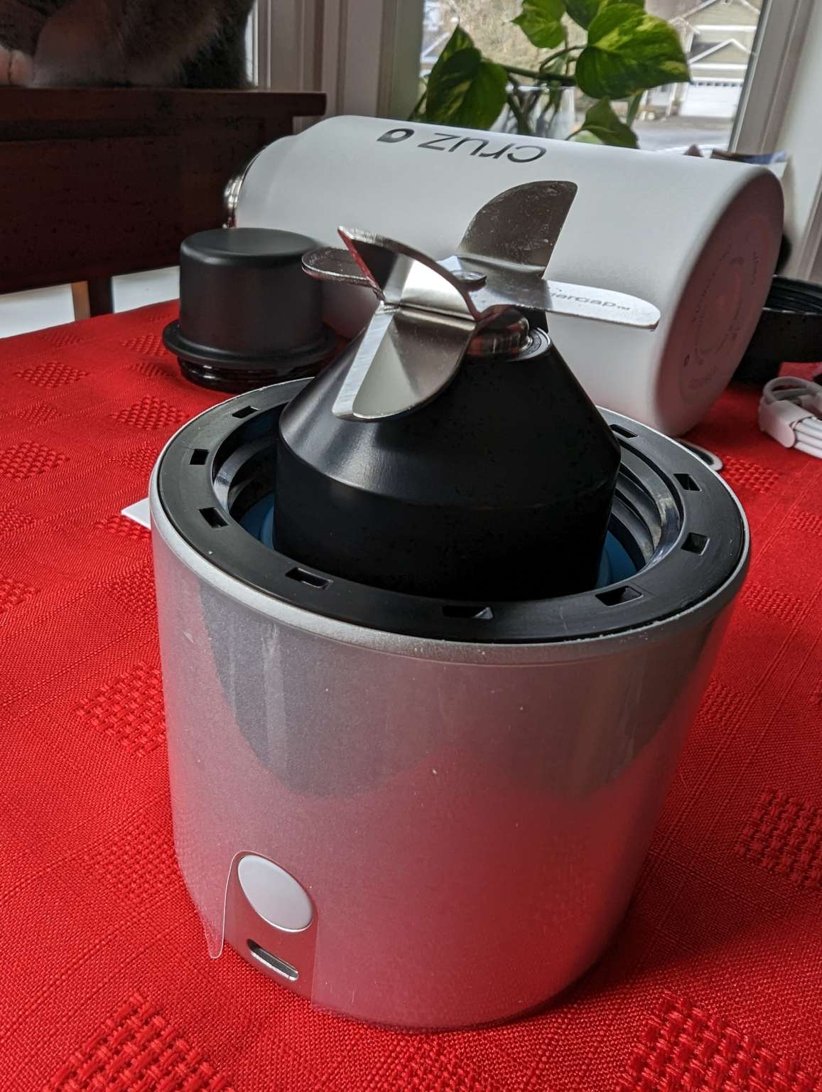 Cruz BlenderCap review - the mini blender I didn’t know I needed - The ...