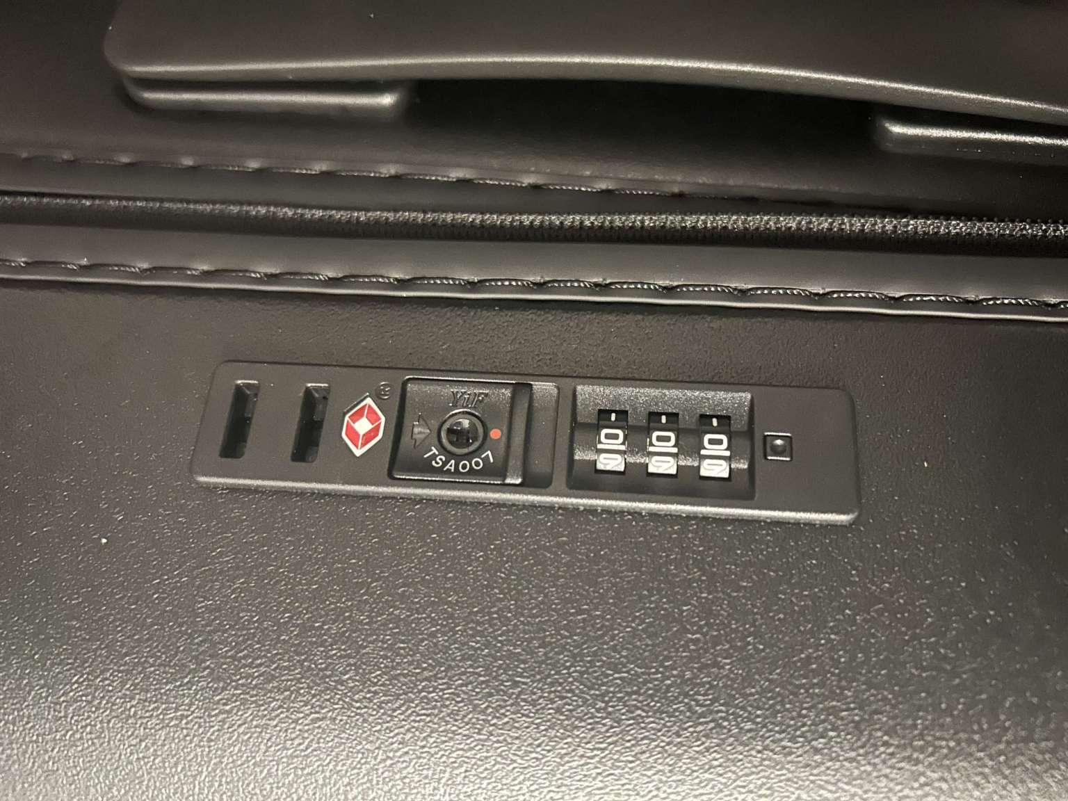 Quince Carry-On Hard Shell Luggage review - The Gadgeteer