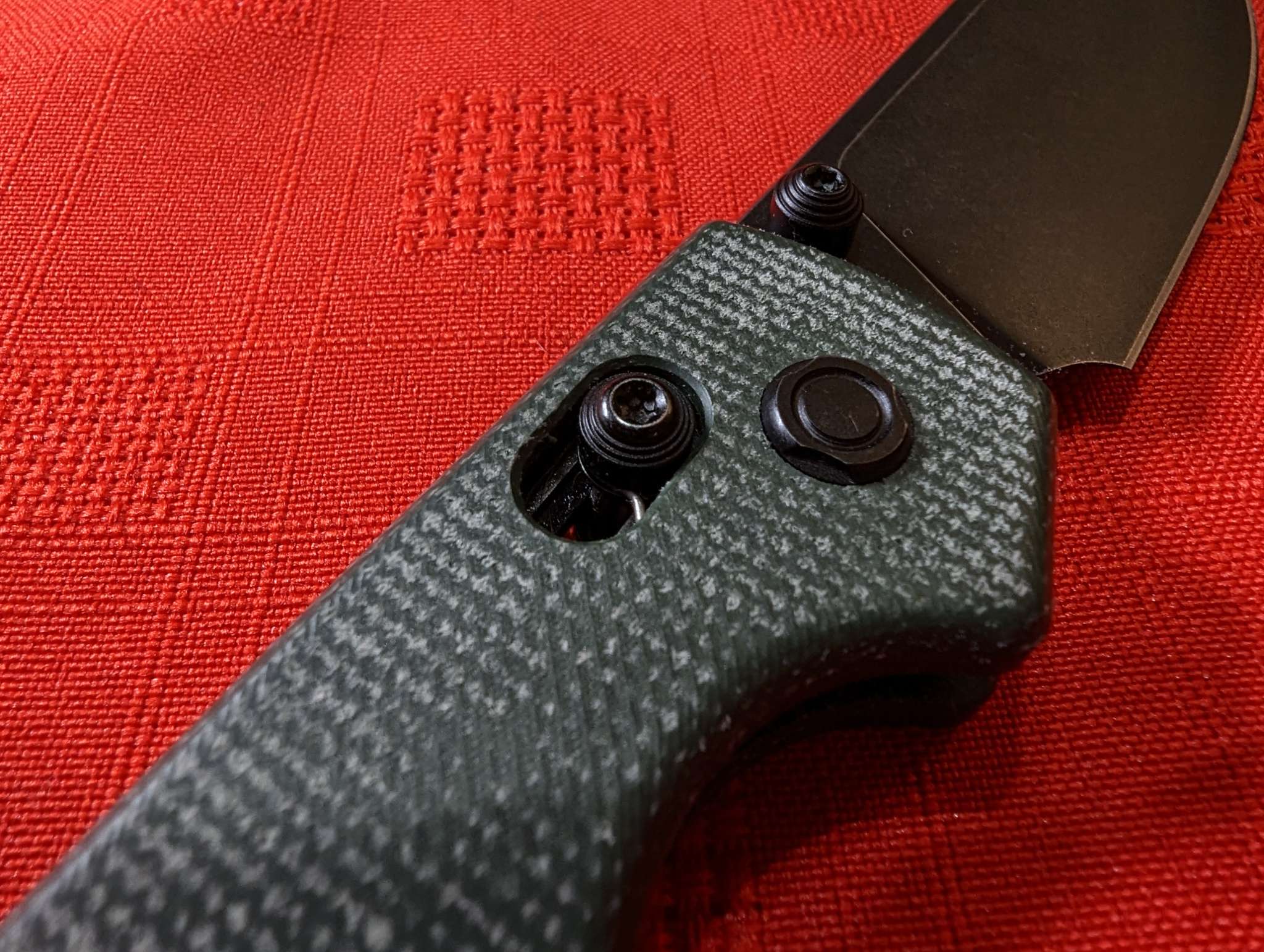 Vosteed Raccoon Cross-Bar Lock knife review - the perfect knife just got better - The Gadgeteer