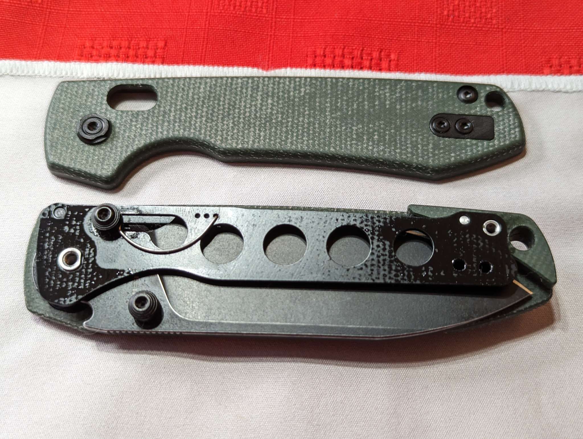 Vosteed Raccoon Cross-Bar Lock knife review - the perfect knife just got better - The Gadgeteer