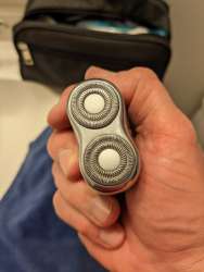 Yoose Alloy Mini Rechargeable Rotary Shaver review - Yoose guys will ...