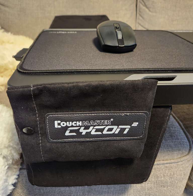 Nerdytec Couchmaster CYCON² review - couch gaming done right - The ...