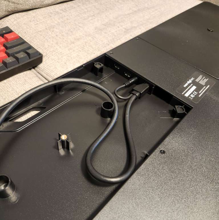 Nerdytec Couchmaster CYCON² review - couch gaming done right - The ...