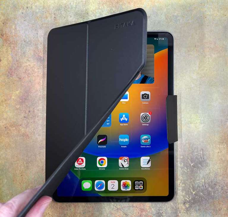 PITAKA MagEZ Folio 2 iPad Pro cover review - A folding cover for your ...