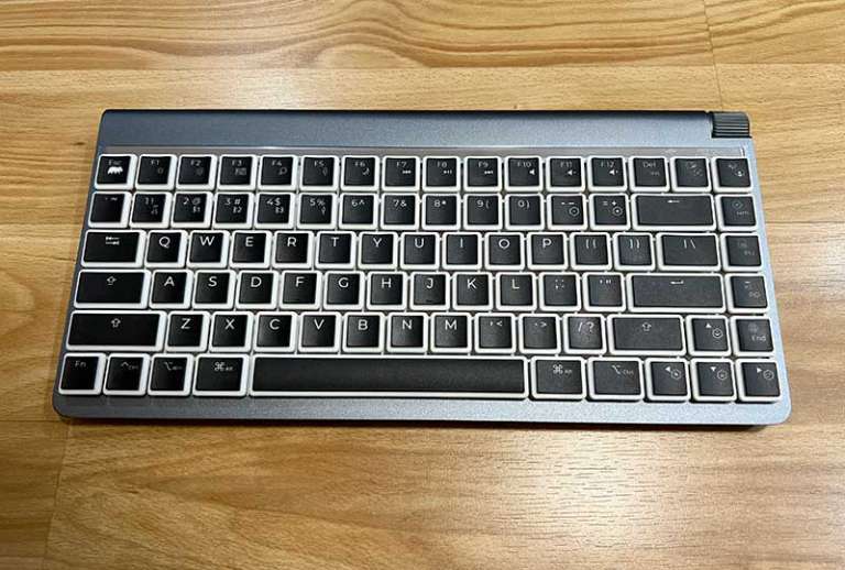 Wombat Coleus mechanical keyboard review - An alternative to the Magic ...