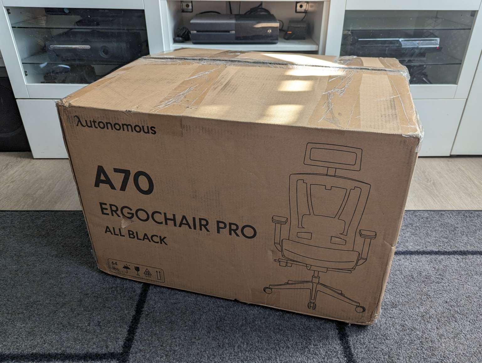 Autonomous ErgoChair Pro office chair review - Work from home in style ...