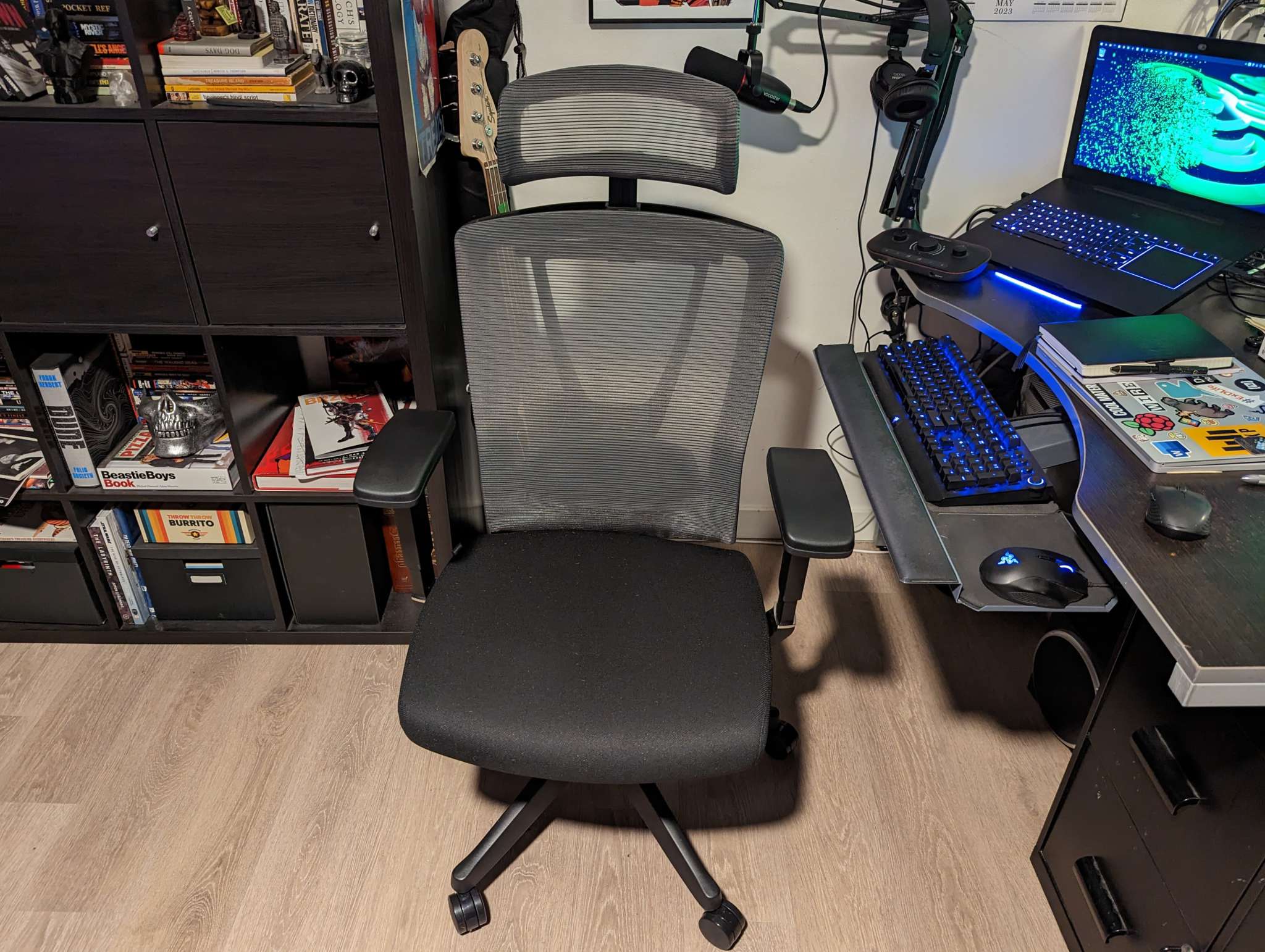 Autonomous ErgoChair Pro office chair review - Work from home in style ...