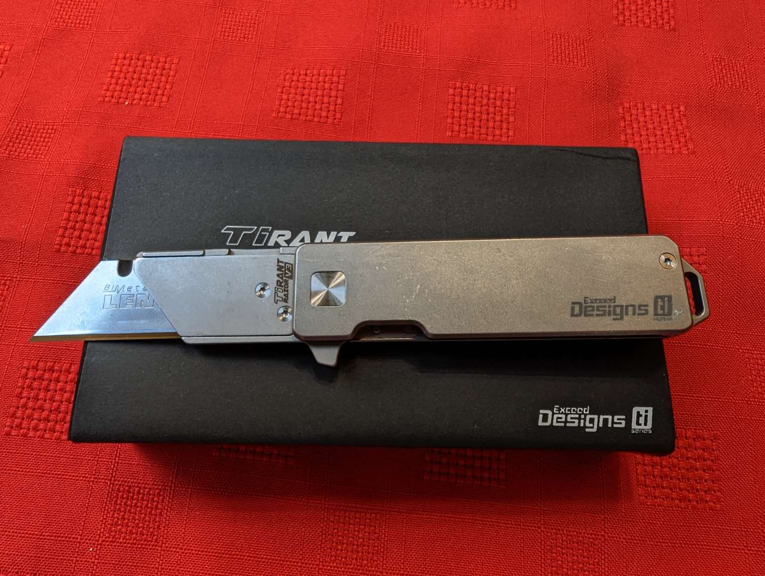 Exceed Designs TiRant Razor V3 titanium utility knife review - the best ...