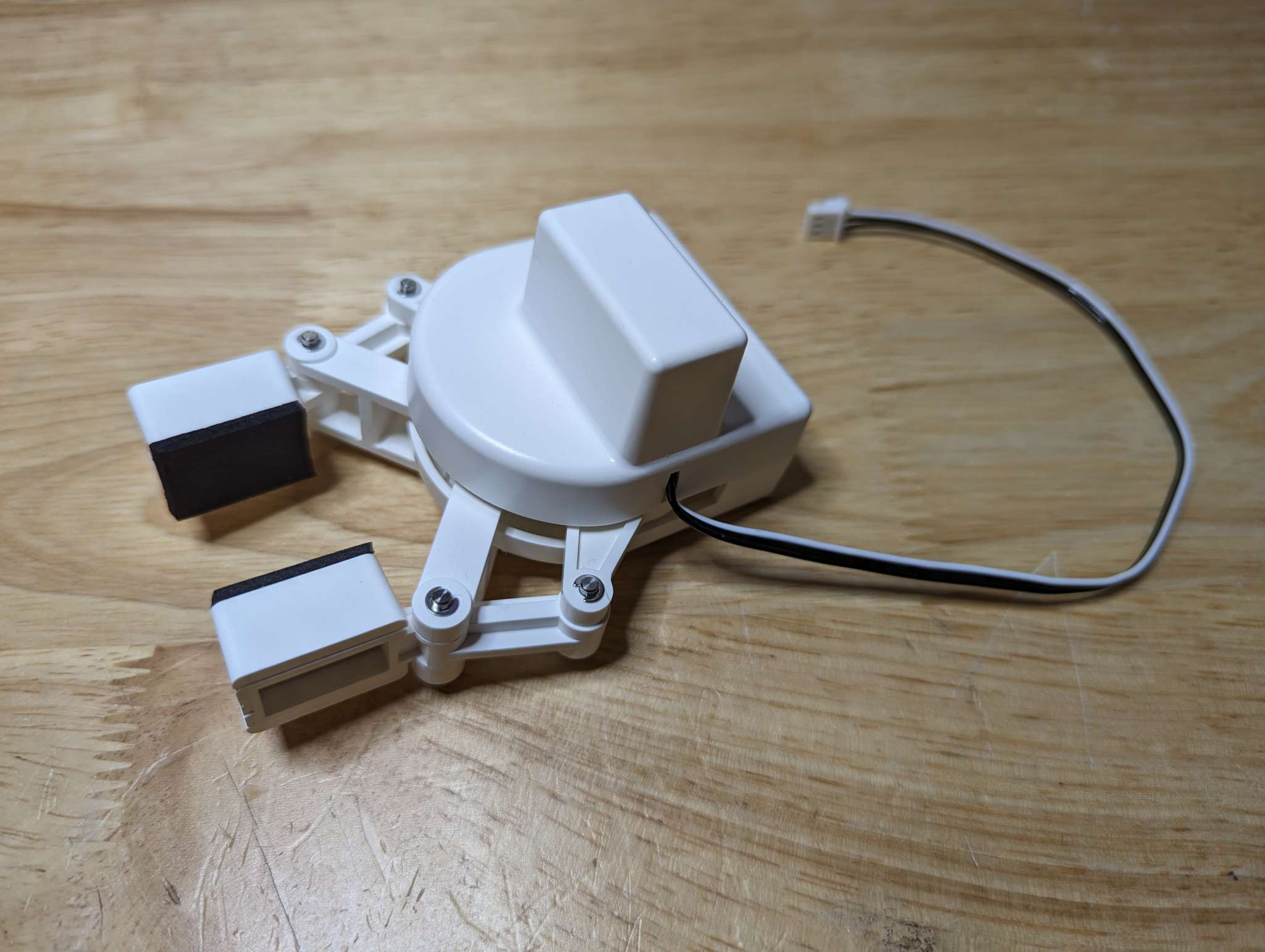 Elephant Robotics myCobot 280 Robotic Arm review - A cool robotic arm ...