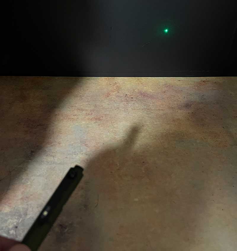 Olight O'Pen Glow Rechargeable Penlight review - The perfect EDC pen ...