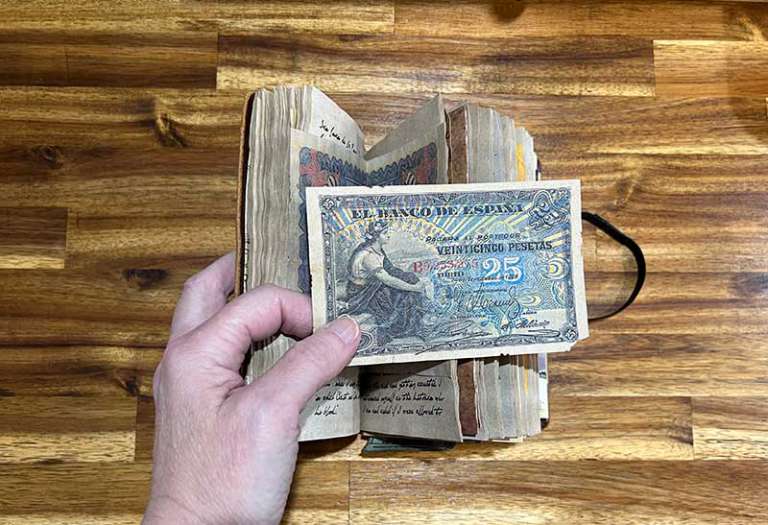 Ramseyprops Indiana Jones Grail Diary flip video flip through video ...